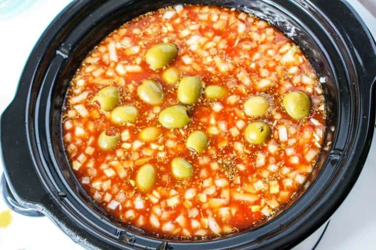 Slow Cooker Dominican Pollo Guisado | Smells Like Delish