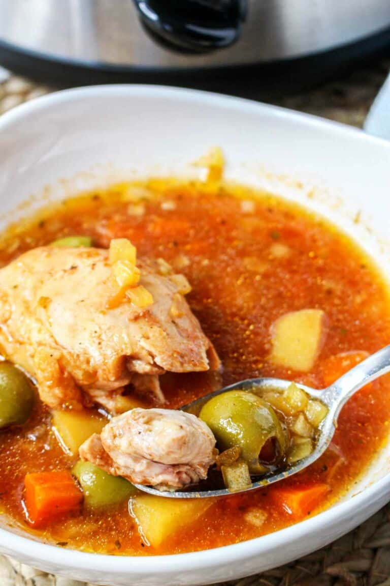 Slow Cooker Dominican Pollo Guisado | Smells Like Delish