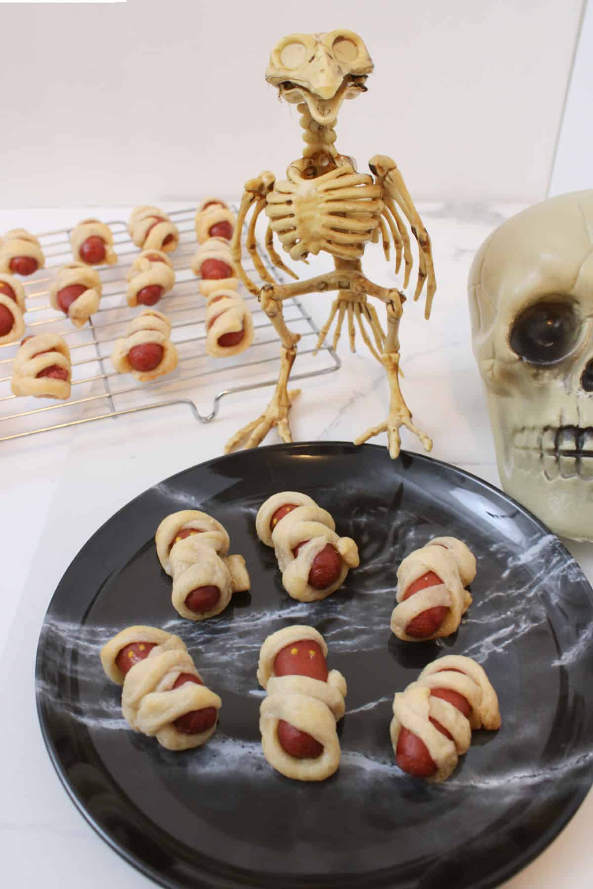 Halloween Mummy Dogs | Smells Like Delish