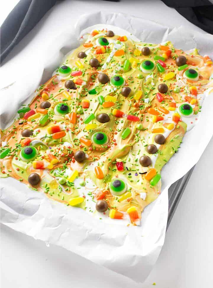 Halloween Boo Bark | Smells Like Delish