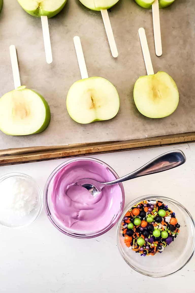 Spooky Candy Apple Slices | Smells Like Delish
