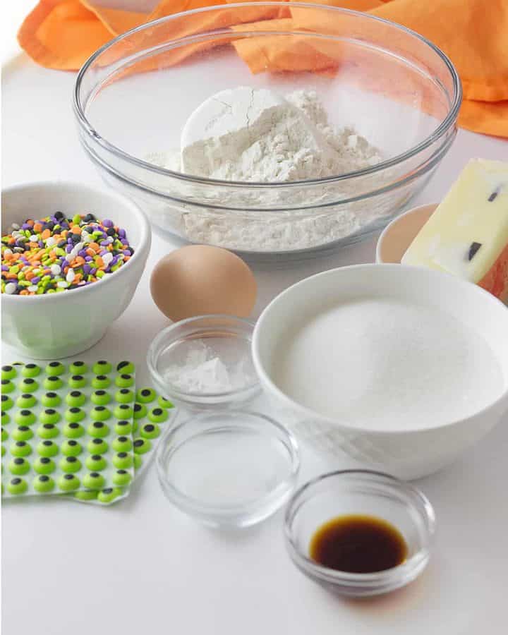 Sprinkle Topped Drop Sugar Cookies | Smells Like Delish
