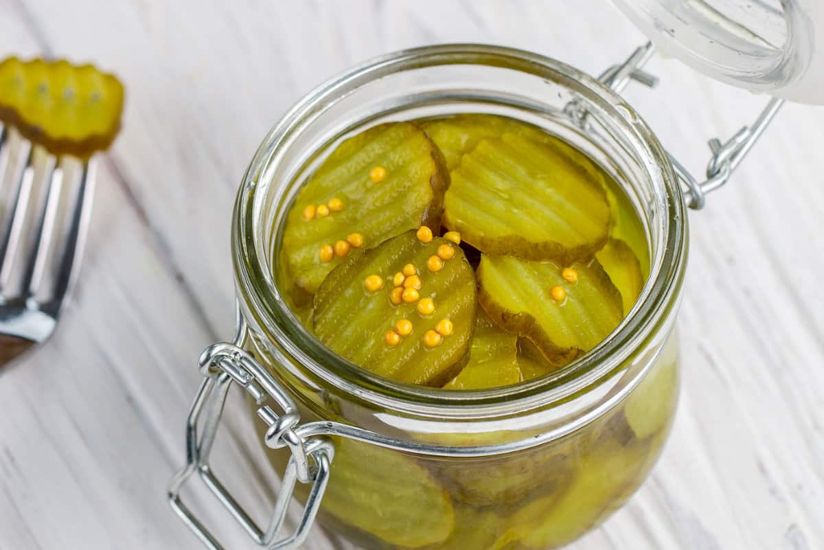 Bread and Butter Refrigerator Pickles | Smells Like Delish