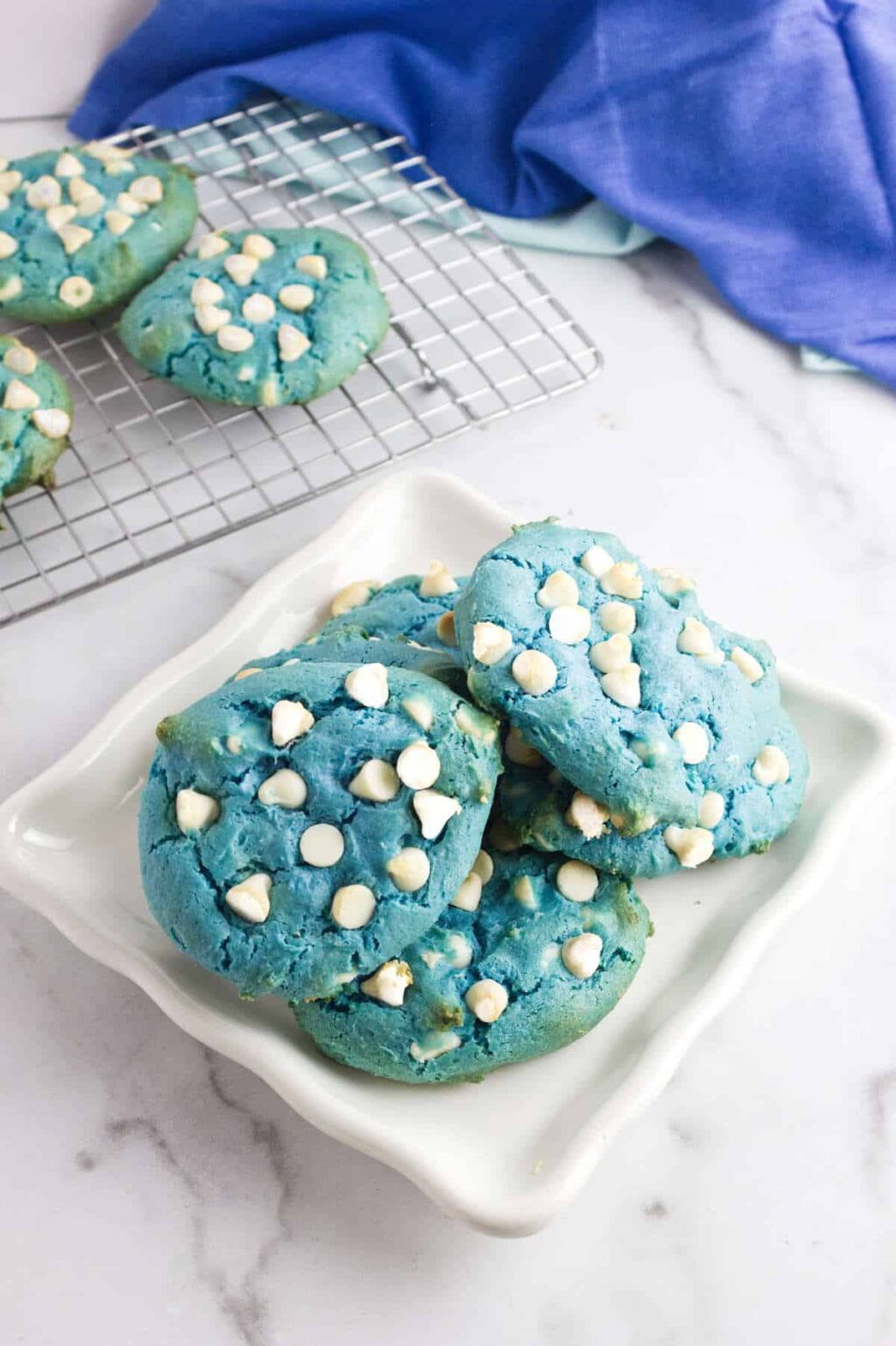 Blue Velvet Cookies | Smells Like Delish