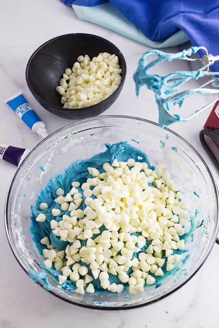 Blue Velvet Cookies | Smells Like Delish
