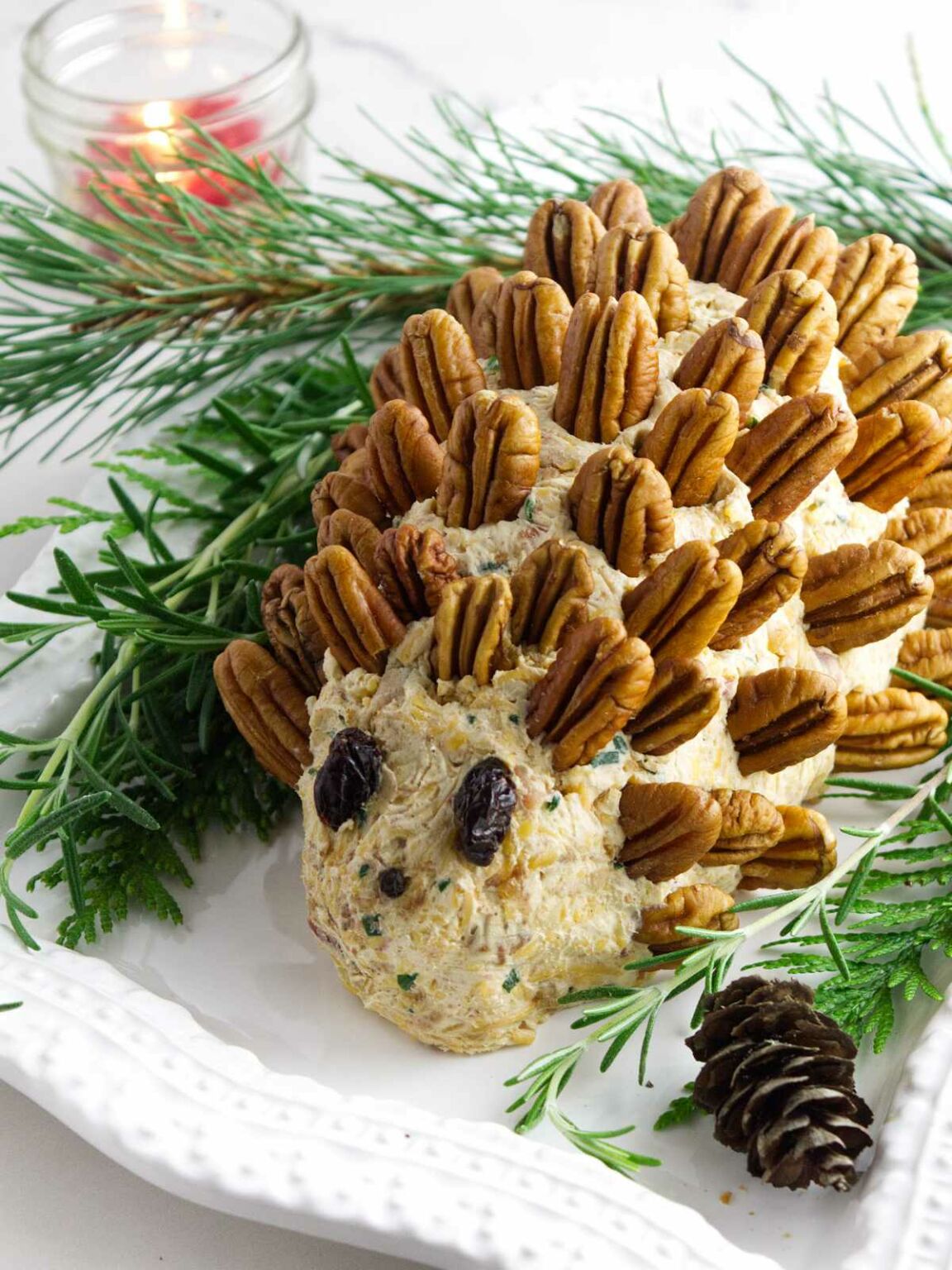 Holiday Hedgehog Cheese ball | Smells Like Delish