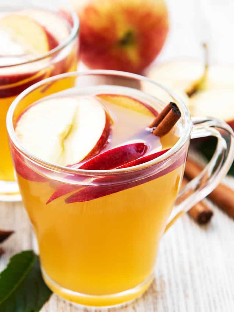 Hot Spiced Apple Cider | Smells Like Delish