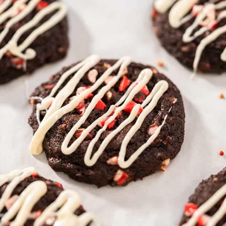 Chocolate Peppermint Cookies | Smells Like Delish