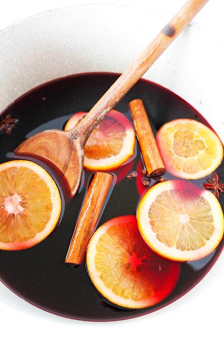 Winter Wassail Punch (non alcoholic) | Smells Like Delish