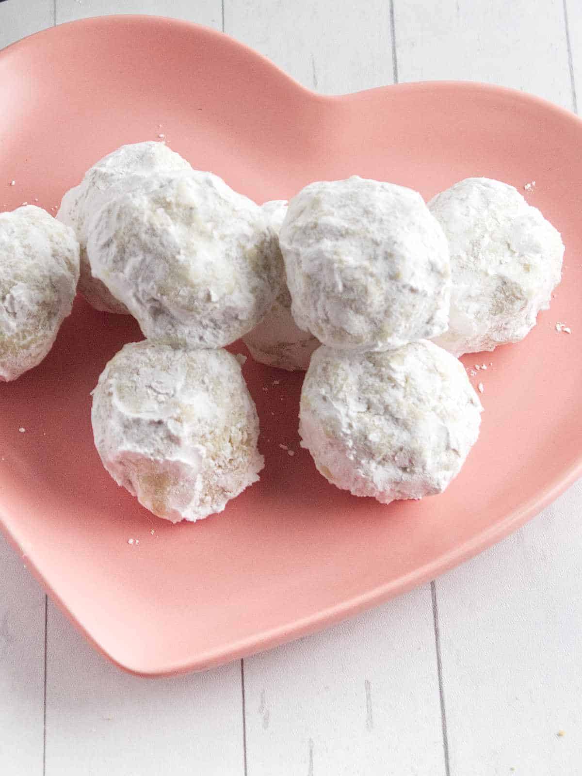 Blue Velvet Cookies | Smells Like Delish