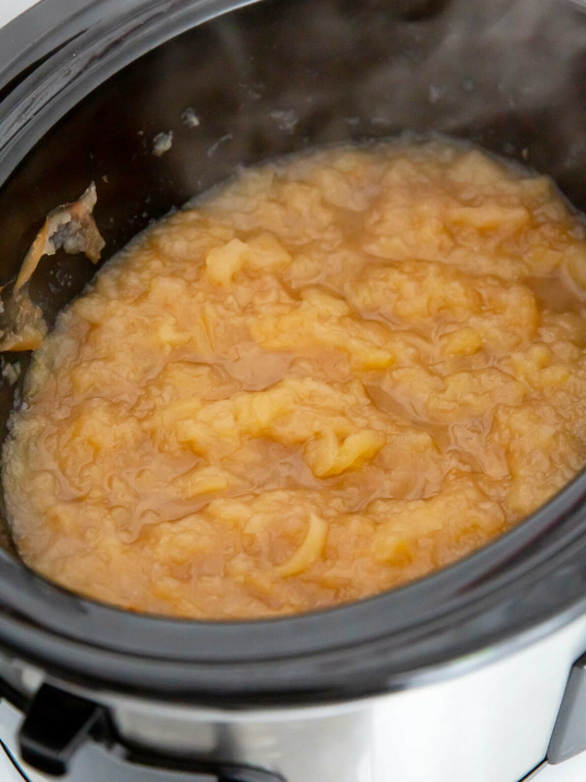 Slow Cooker Sugar Free Applesauce | Smells Like Delish