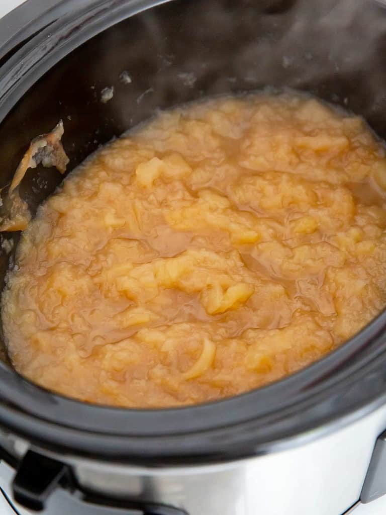 Slow Cooker Sugar Free Applesauce | Smells Like Delish