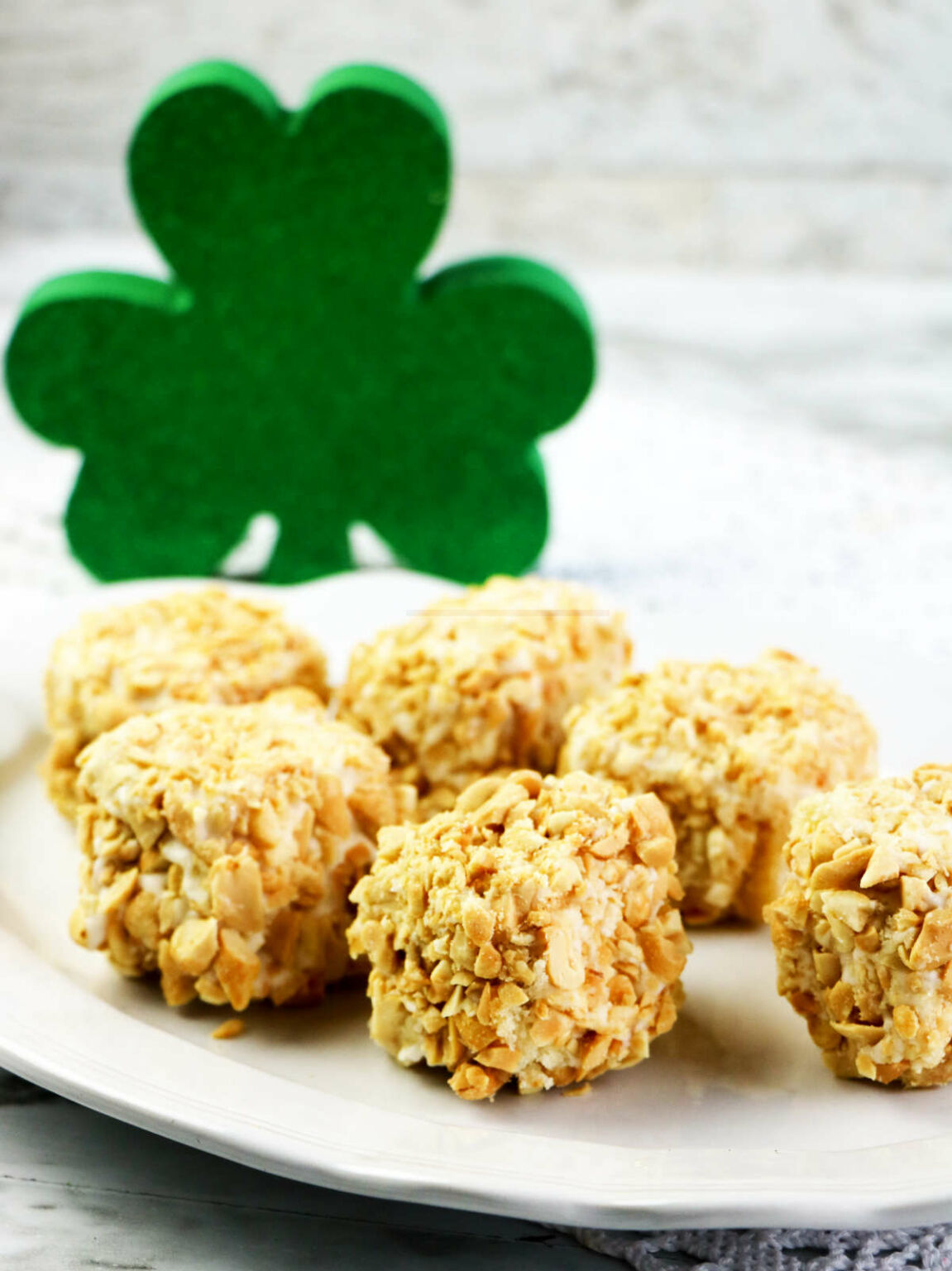 Blarney Stones Cake Bars | Smells Like Delish