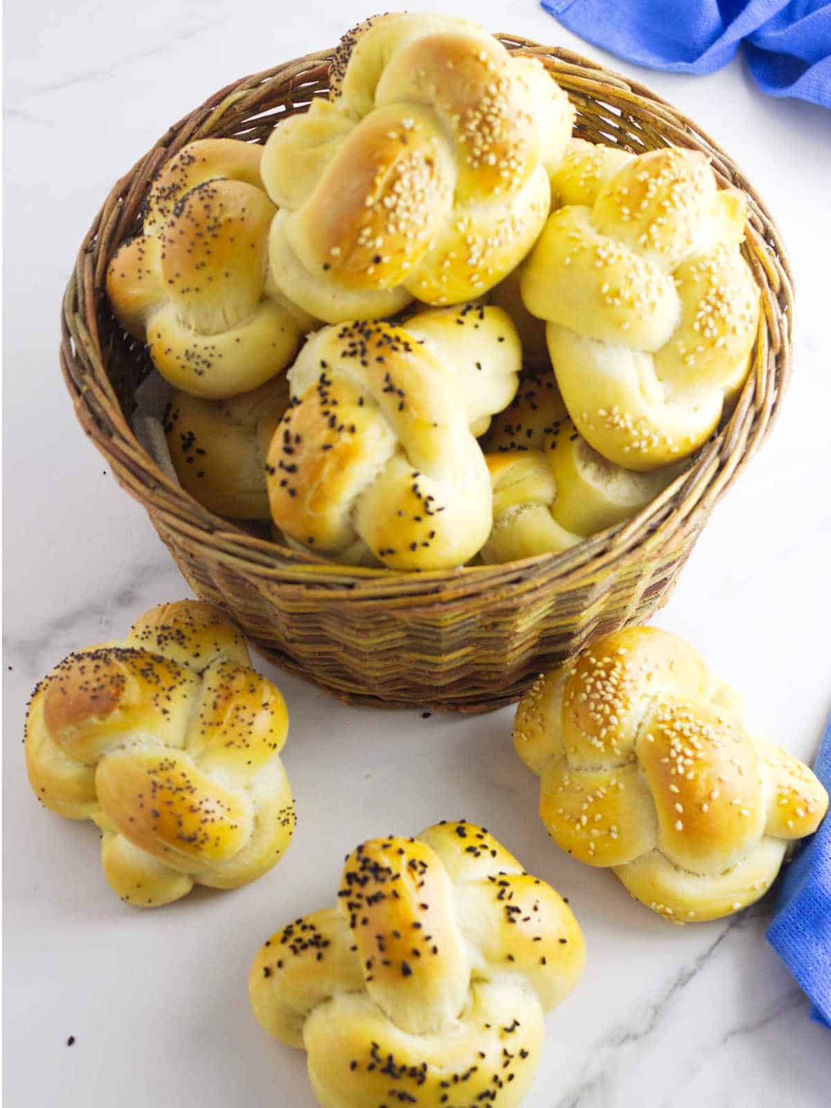 Challah Dinner Rolls | Smells Like Delish