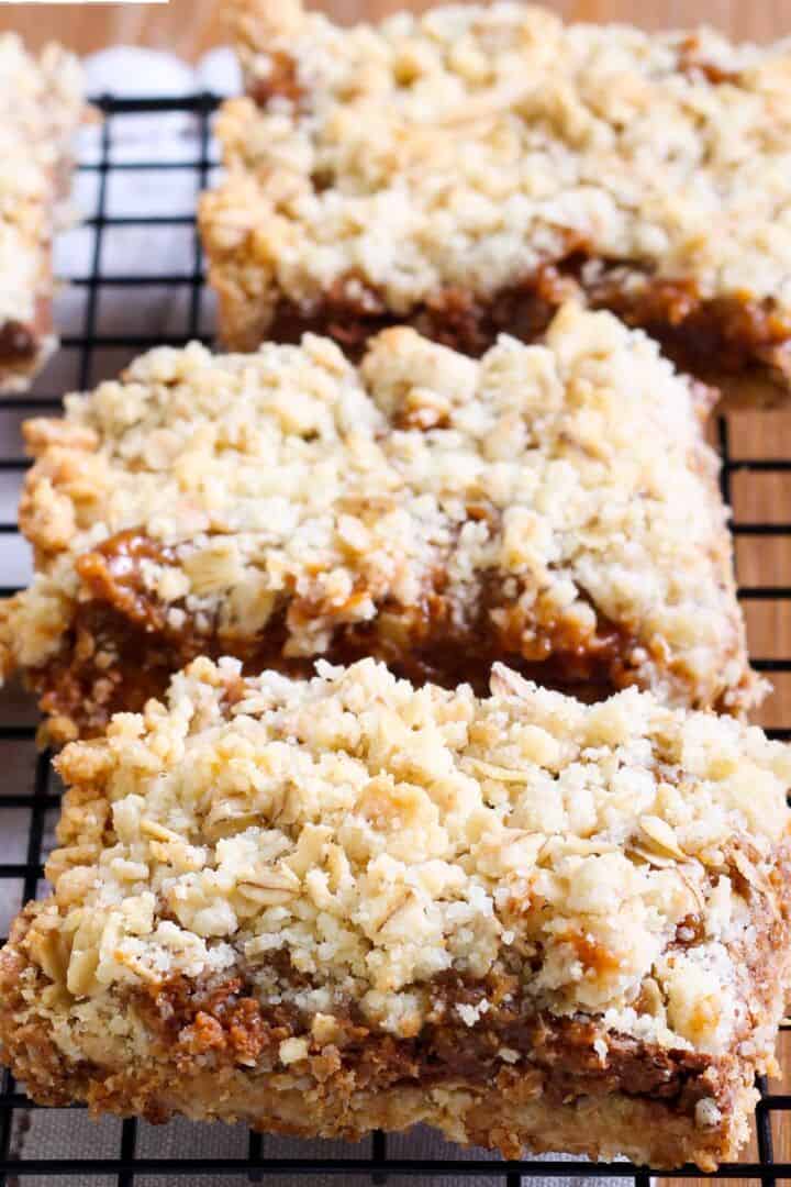 Old Fashioned Oatmeal Jam Bars | Smells Like Delish