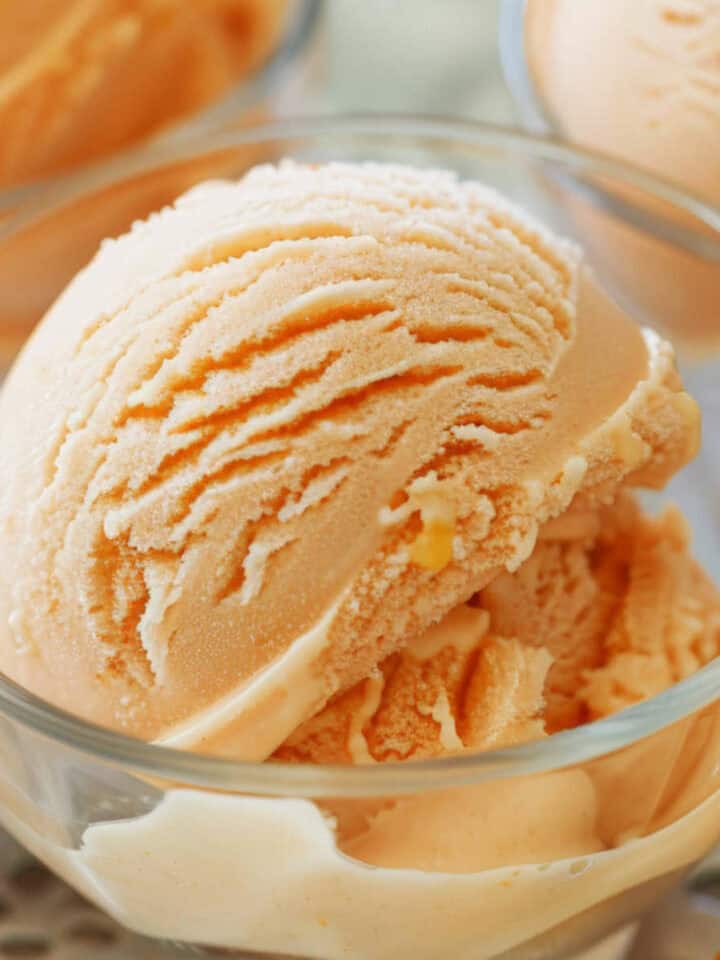 Matcha Ice Cream | Smells Like Delish