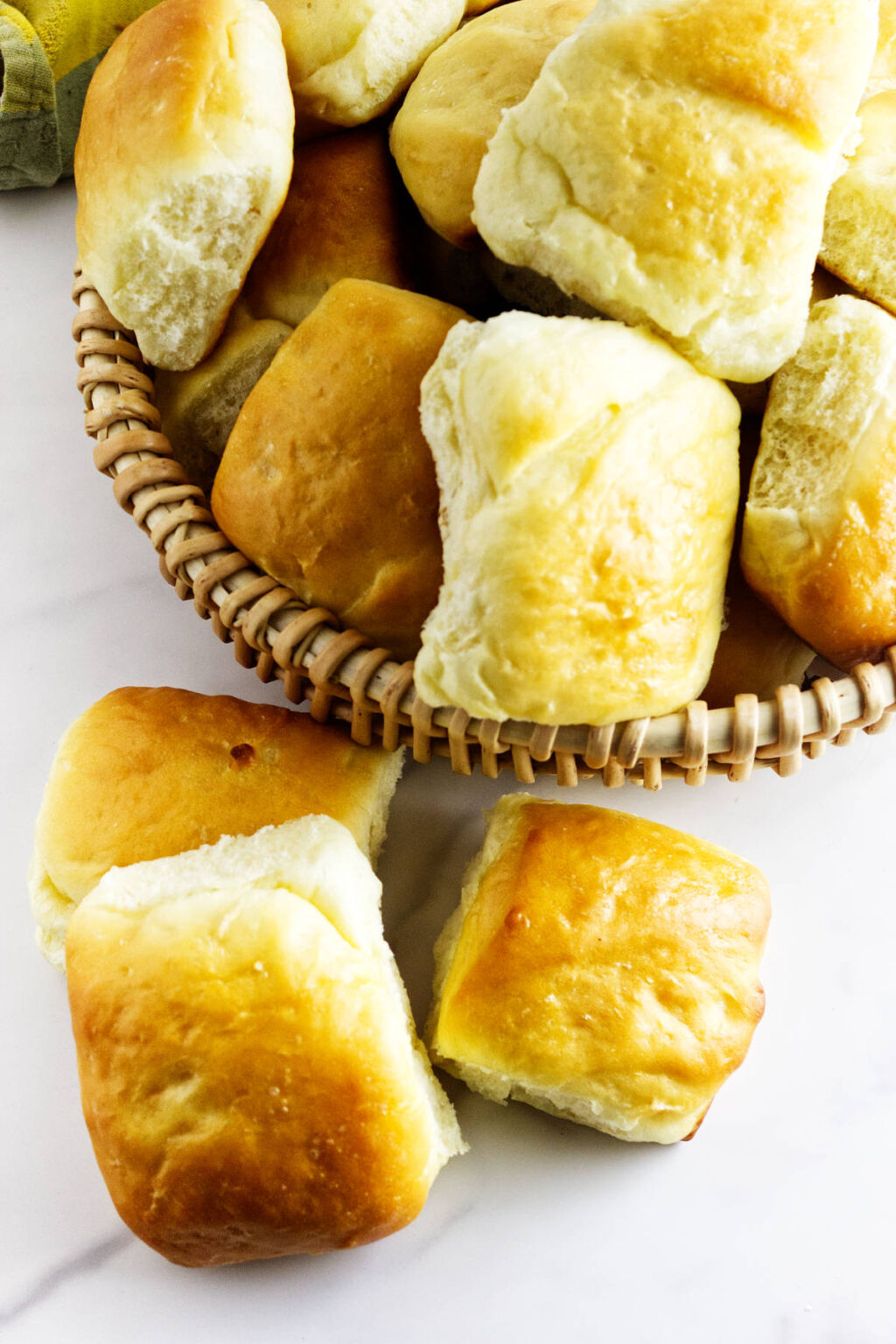 Texas Roadhouse Rolls (Copycat Recipe) | Smells Like Delish
