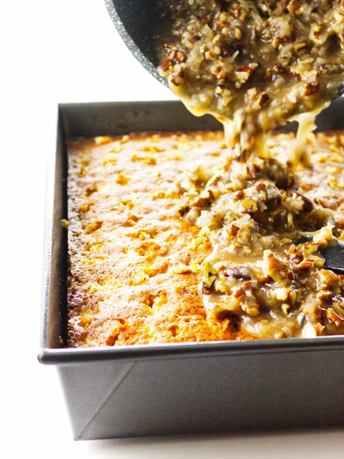 Texas Tornado Cake (Do Nothing Cake) | Smells Like Delish