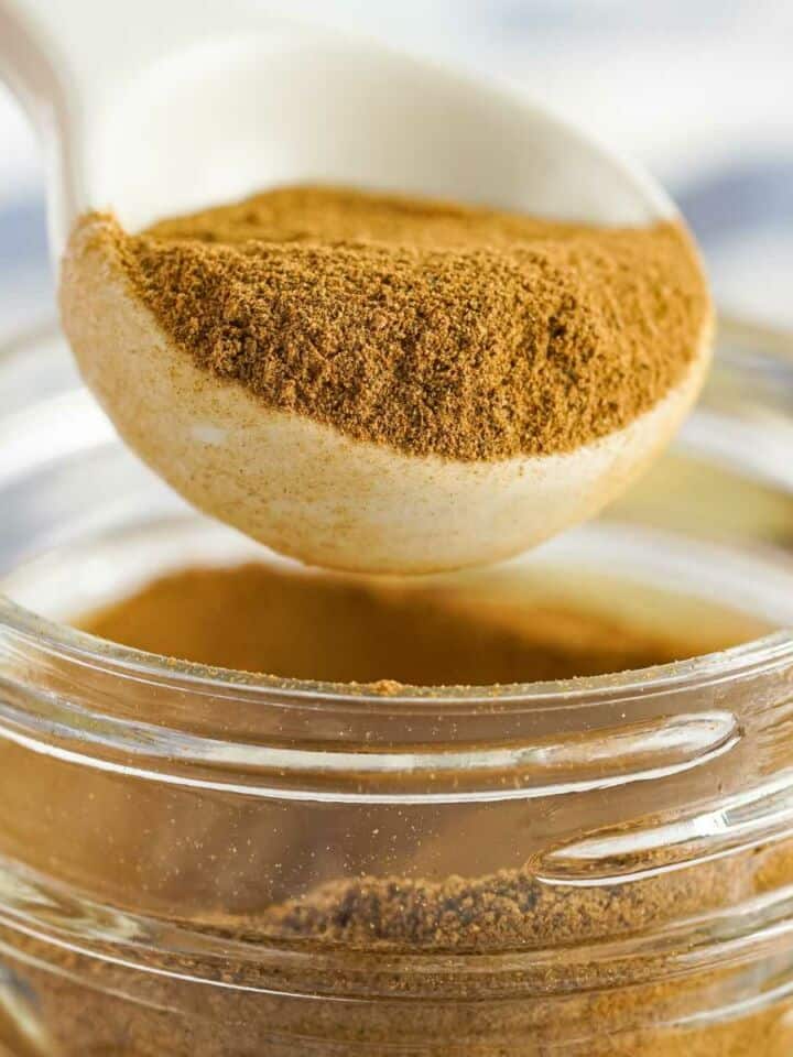 Sticky Apple Cinnamon Rolls Recipe | Smells Like Delish