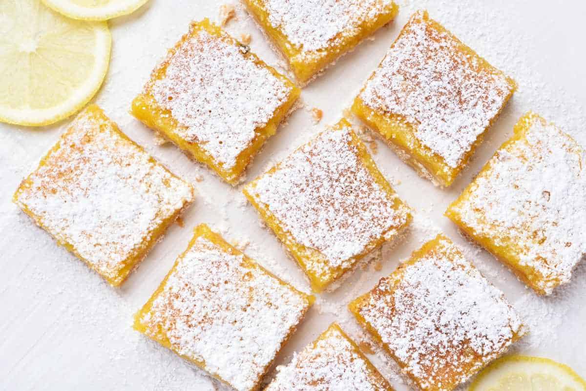 Lemon Bars with Graham Cracker Crust | Smells Like Delish