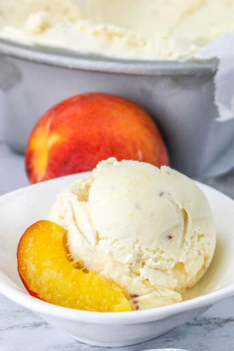 Homemade Peach Ice Cream | Smells Like Delish