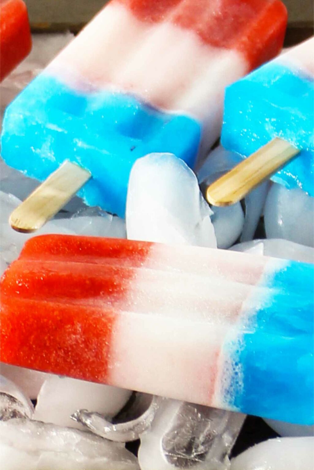 Red White and Blue Popsicles | Smells Like Delish