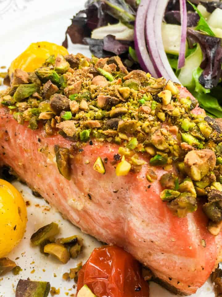 Copycat Longhorn Salmon Recipe | Smells Like Delish