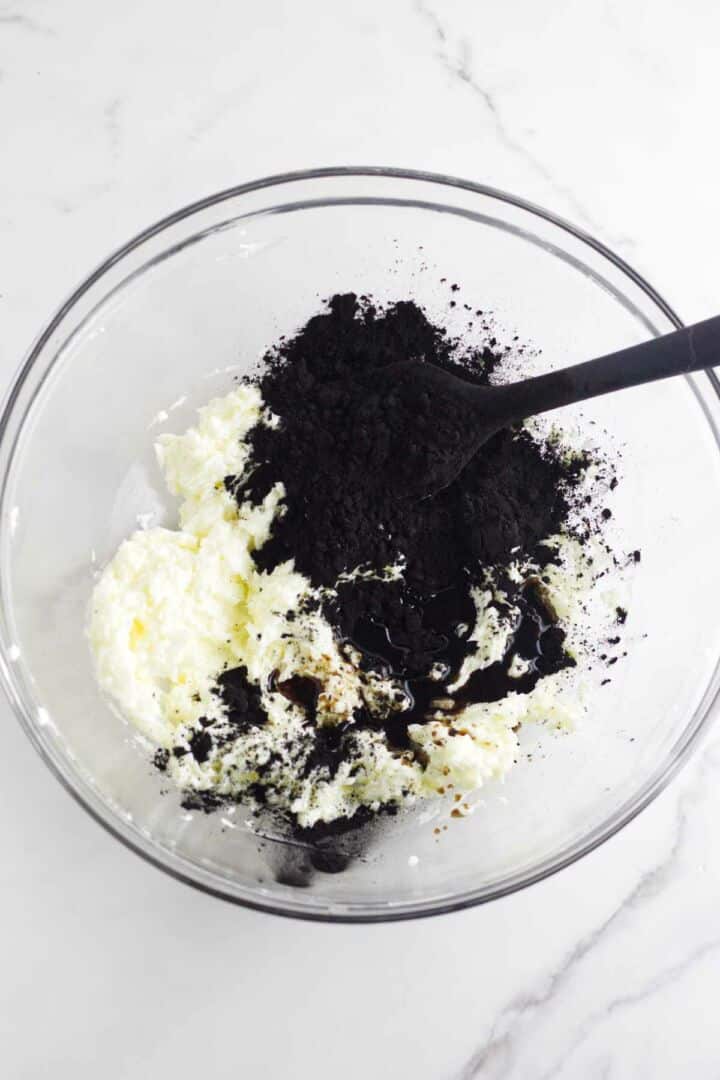 Naturally Black Buttercream Frosting | Smells Like Delish