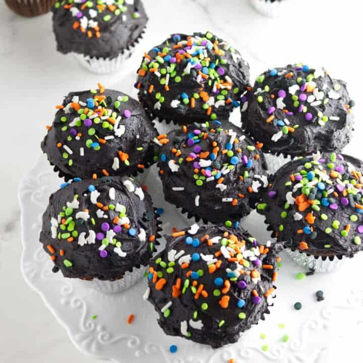 Naturally Black Buttercream Frosting | Smells Like Delish