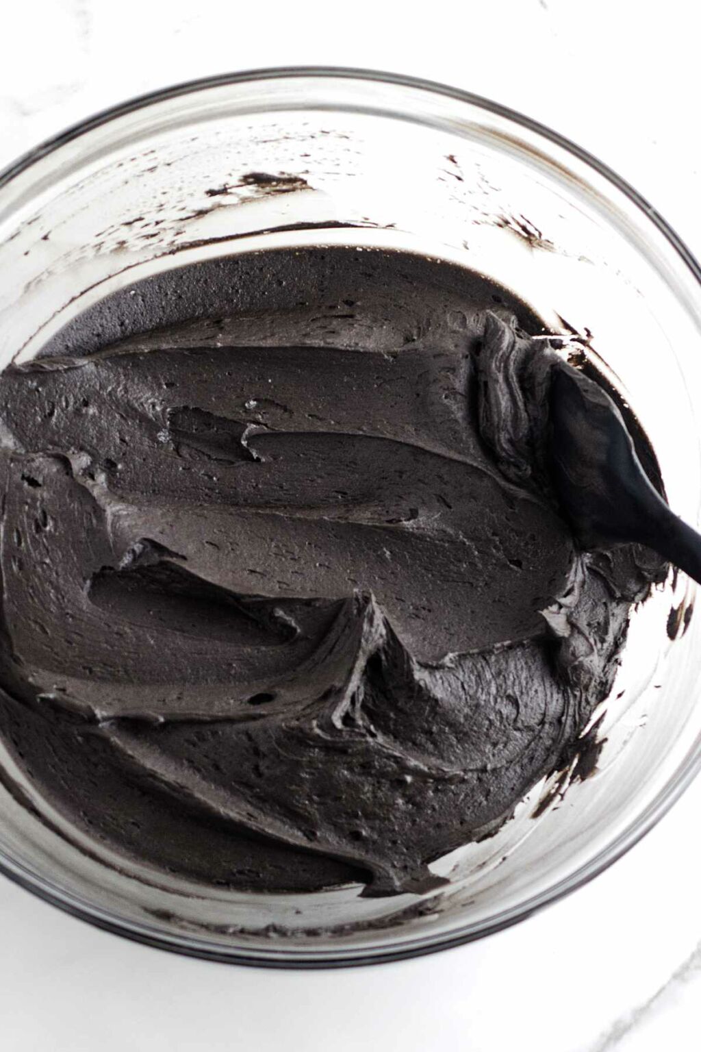 Naturally Black Buttercream Frosting | Smells Like Delish