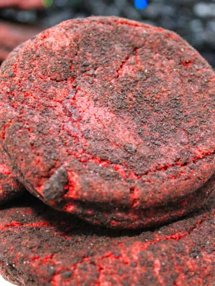 Blue Velvet Cookies | Smells Like Delish