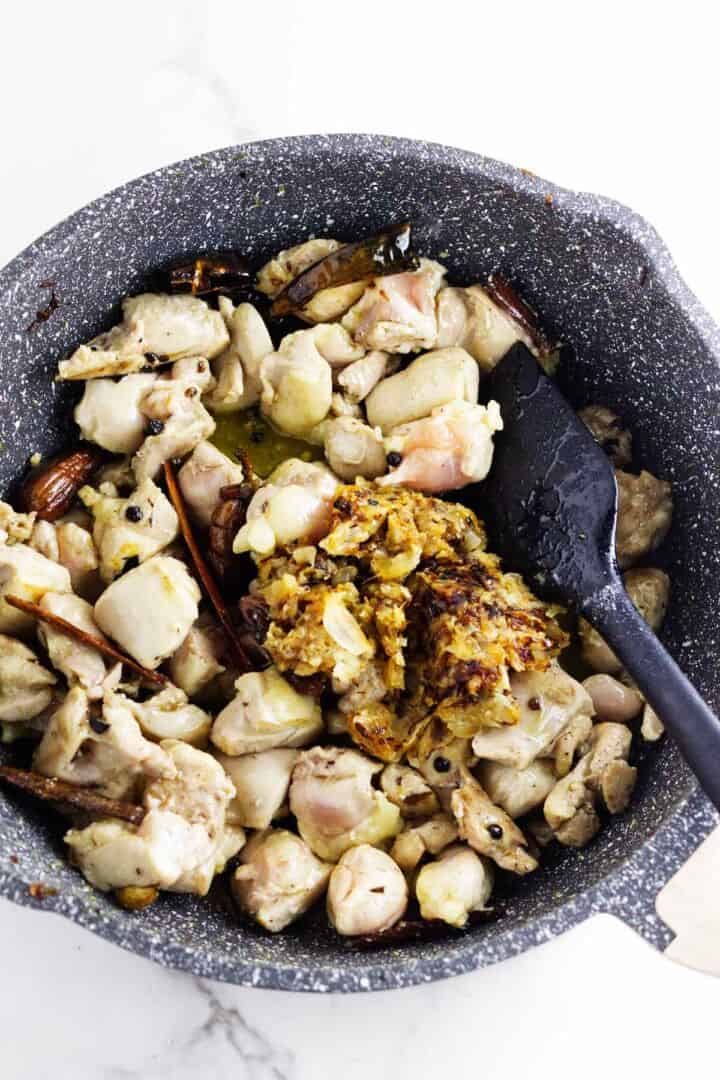 Bengali Chicken Rezala | Smells Like Delish