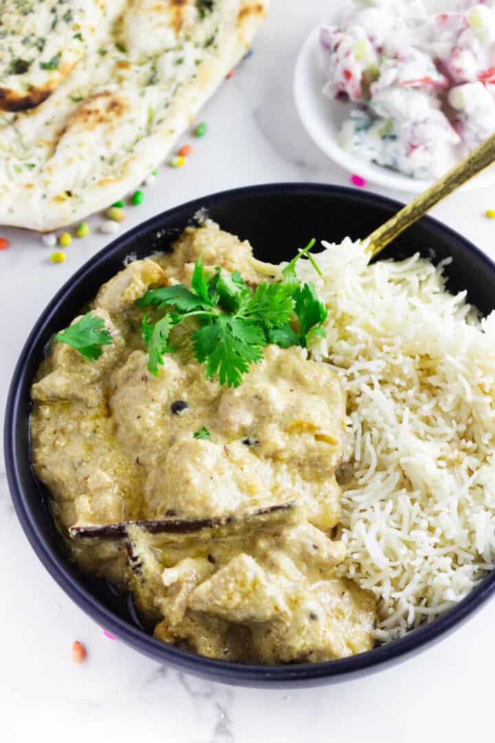 Bengali Chicken Rezala | Smells Like Delish