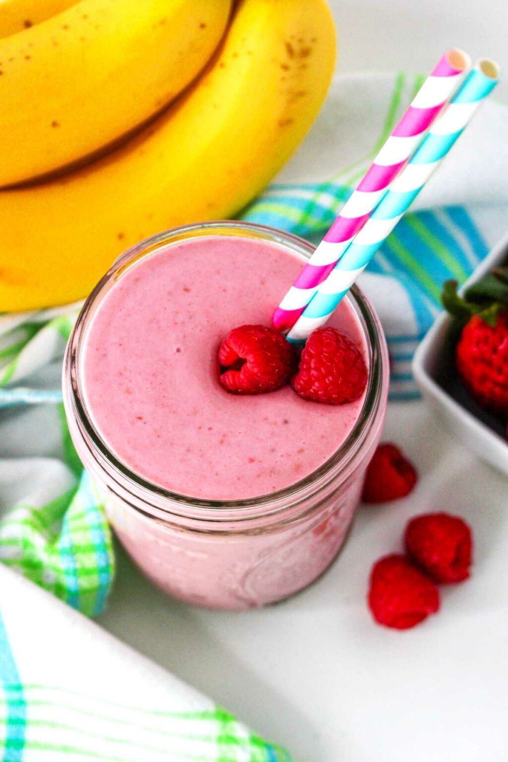 Strawberry Banana Raspberry Smoothie | Smells Like Delish