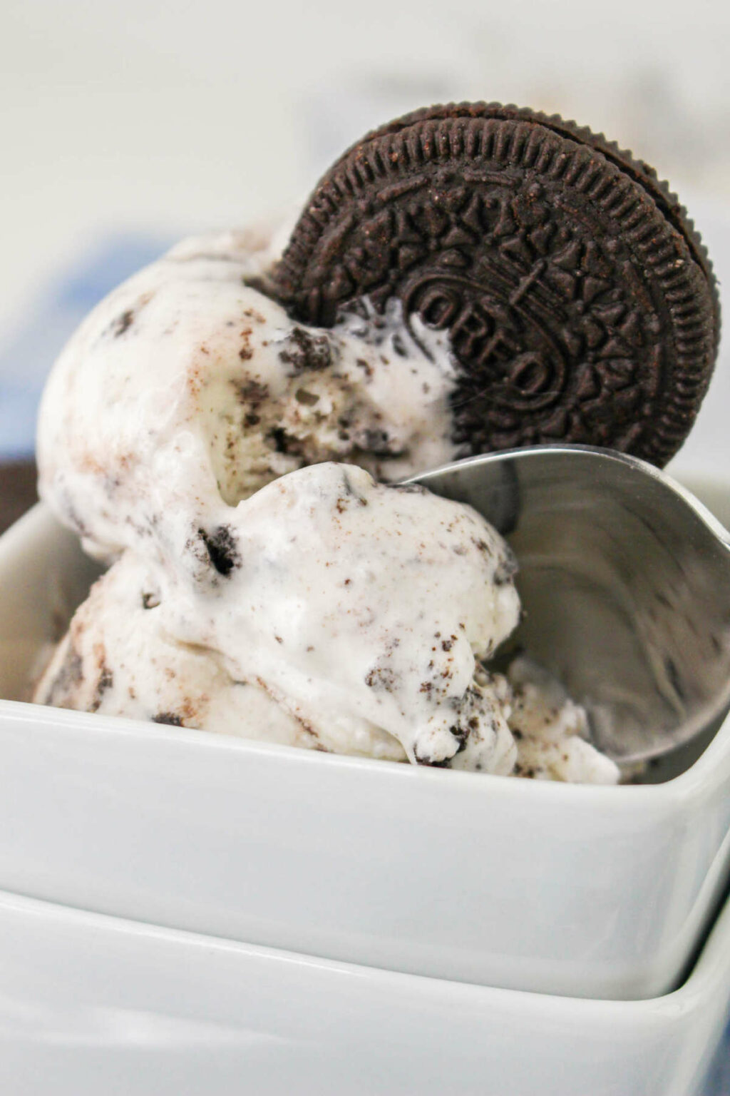 Oreo Cookies Ice Cream | Smells Like Delish