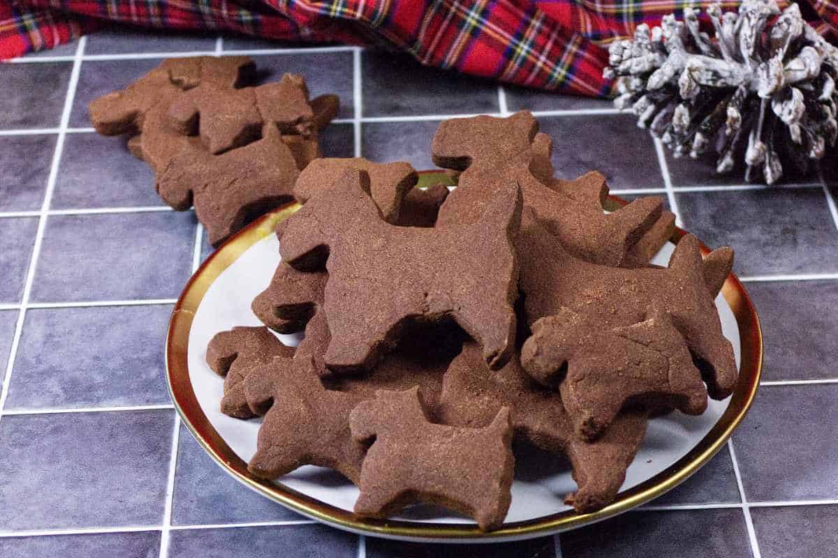 Chocolate Scottie Dog Shortbread Cookies | Smells Like Delish