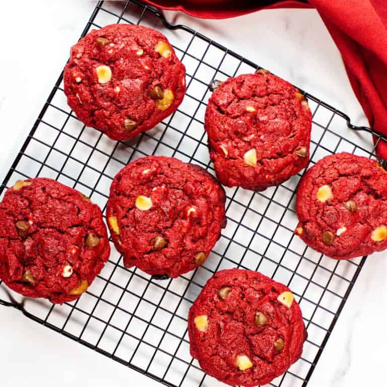 Chewy Red Velvet Chocolate Chip Cookies | Smells Like Delish